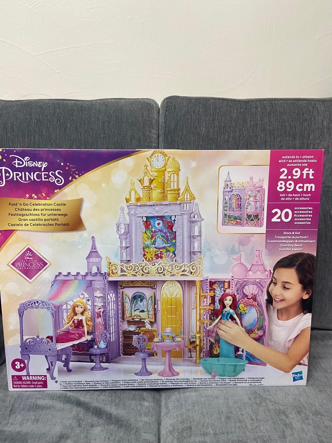 Disney princess fold & go celebration castle in B33 Birmingham für 75 ...