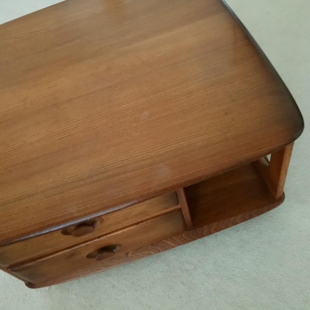 ERCOL Golden Dawn Pandora Box Coffee Table in WR5 Worcester für 375,00 ...