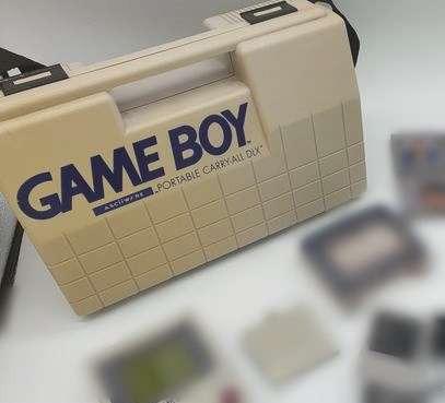 Nintendo Gameboy Koffer Ascii Carry All DLX in 4060 Leonding für € 60 ...
