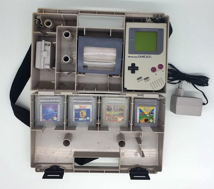 Nintendo Gameboy Koffer Ascii Carry All DLX in 4060 Leonding für € 60 ...
