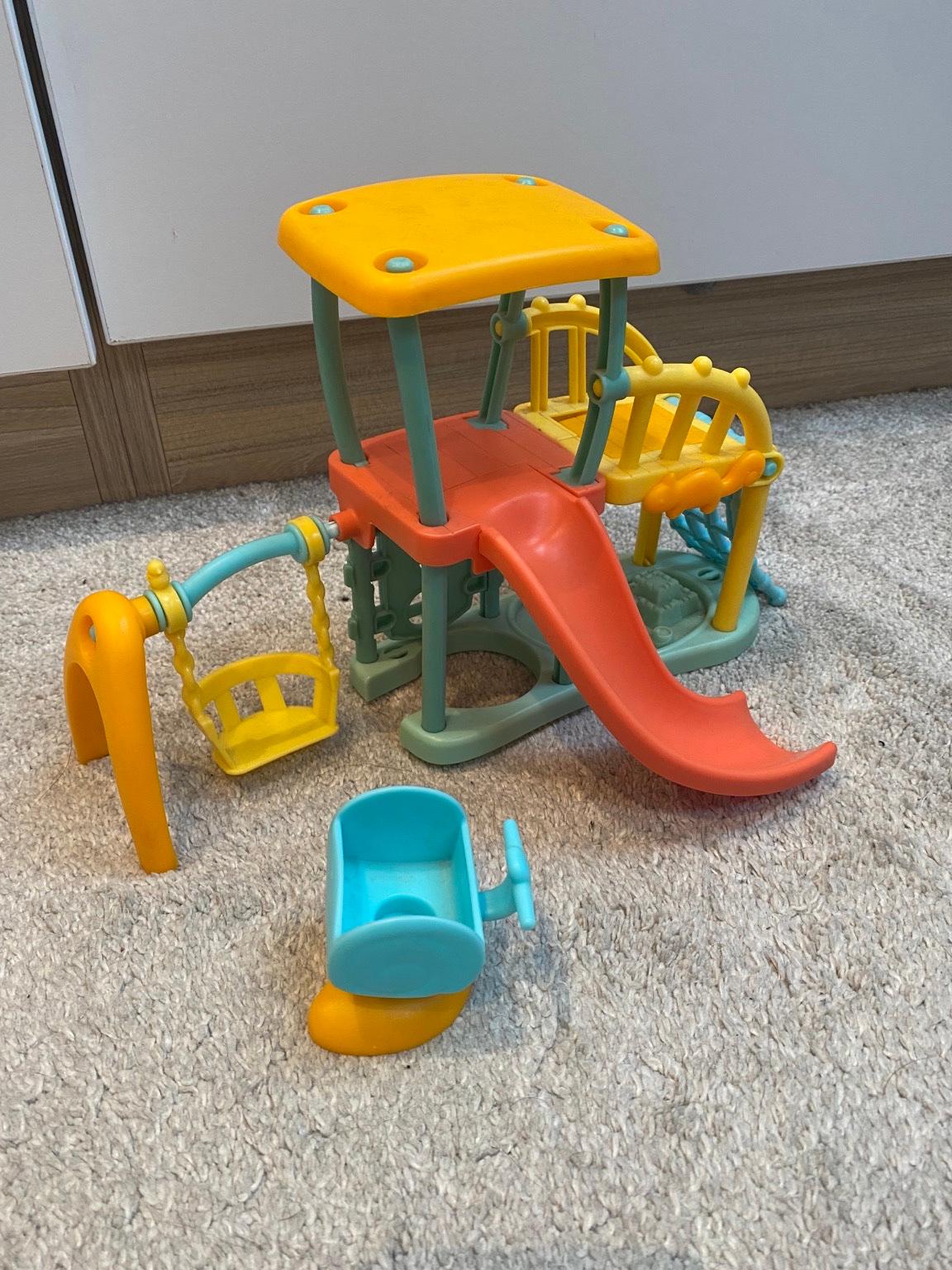 Bing Playground Set in LE18 Oadby and Wigston für 5,00 £ zum Verkauf ...