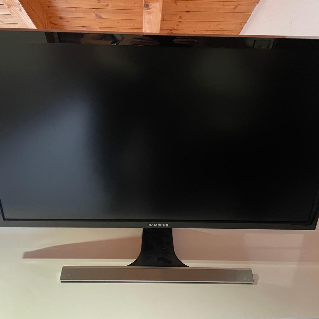 Samsung U28E590D 28“ Zoll Monitor 4K UHD in 88677 Markdorf für 179,00 ...