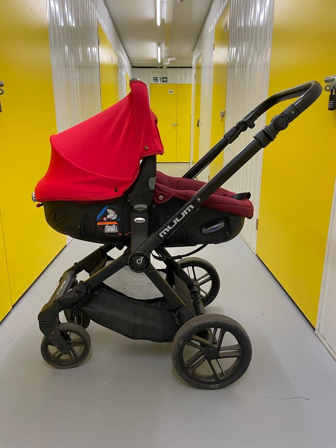 Jané Muum Matrix Travel System in SW19 Merton für gratis zum Verkauf ...
