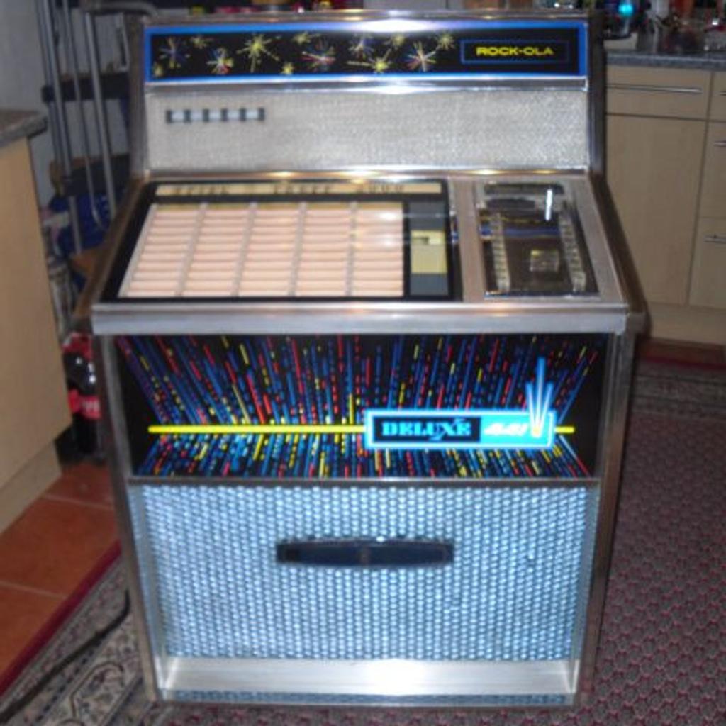 Rock Ola 441 Deluxe, Musikbox, Jukebox in 47475 Kamp-Lintfort für 1.435 ...
