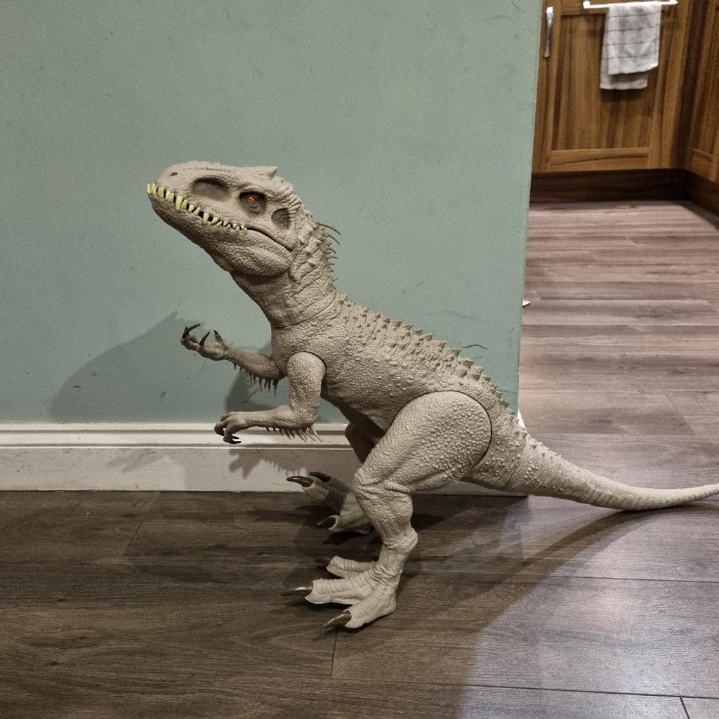 Jurassic World Indominus Rex 3Foot in West Lancashire für £ 15,00 zum ...