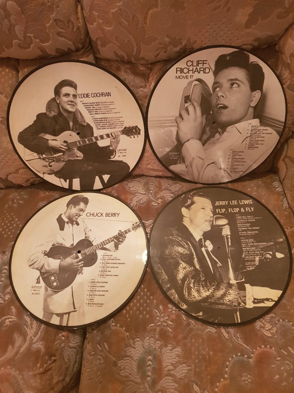 4 x 12 inch picture disc records in TF1 Leegomery für £ 16,00 zum ...