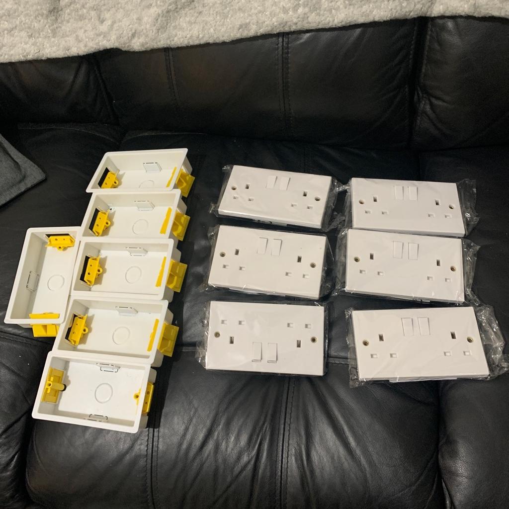 Double sockets and back boxes in WF7 Wakefield for £20.00 for sale | Shpock