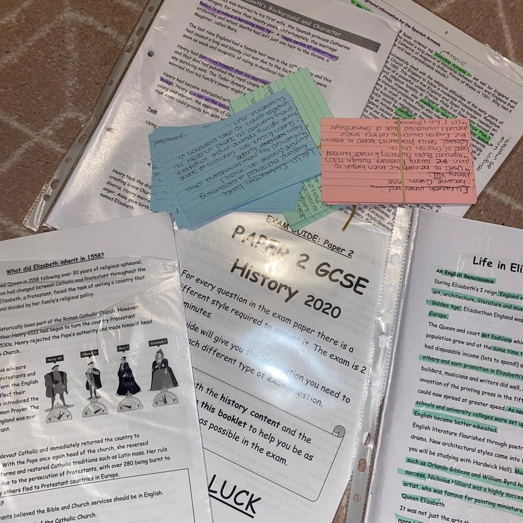 Aqa gcse history Elizabethan era notes in M11 Manchester für 5,99 £ zum ...