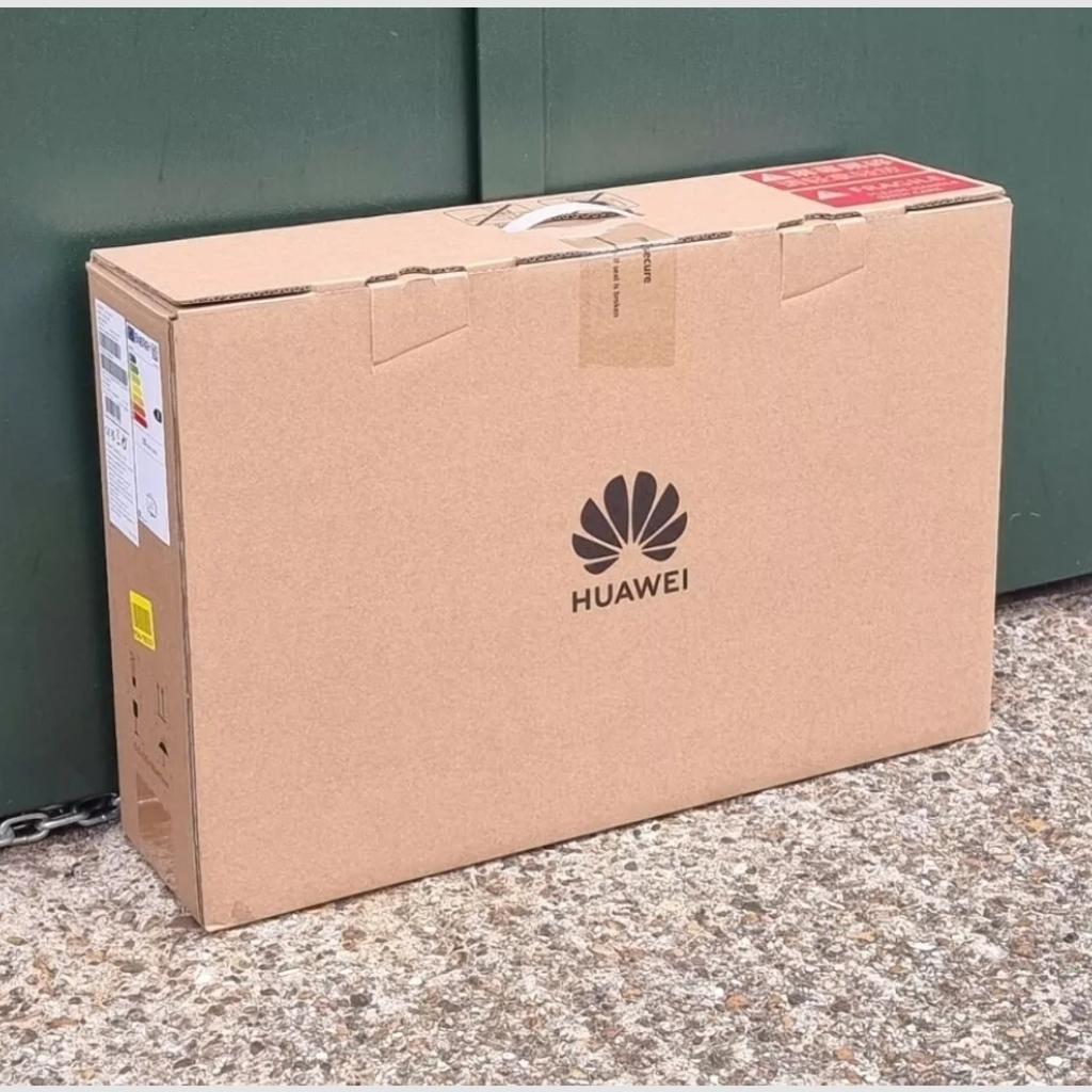 Huawei 23.8" LCD Monitor Packaging Box in SE17 London für 7,00 £ zum ...