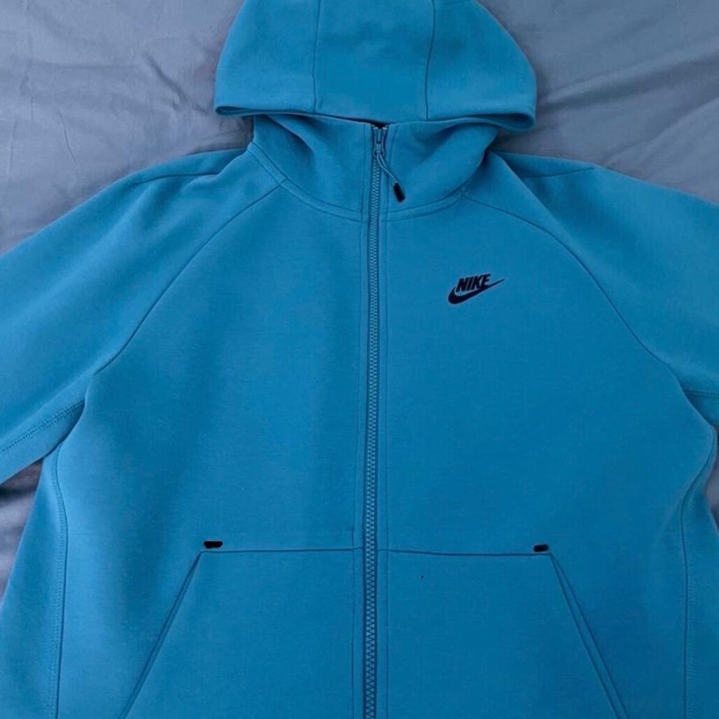 Nike Tech Fleece Baby Blue (Old Season) *RARE in SW1 London für £ 60,00 ...