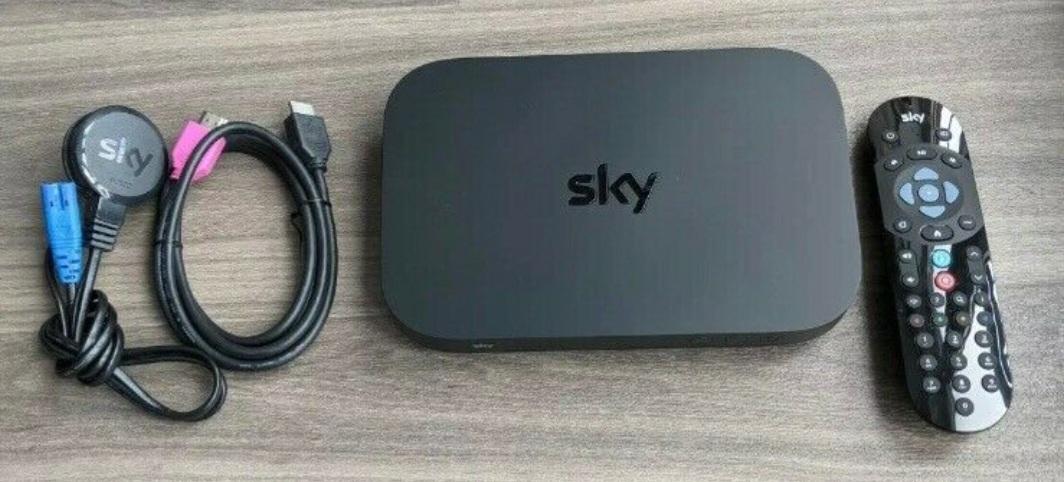 Sky Box in PR3 Valley for £30.00 for sale | Shpock