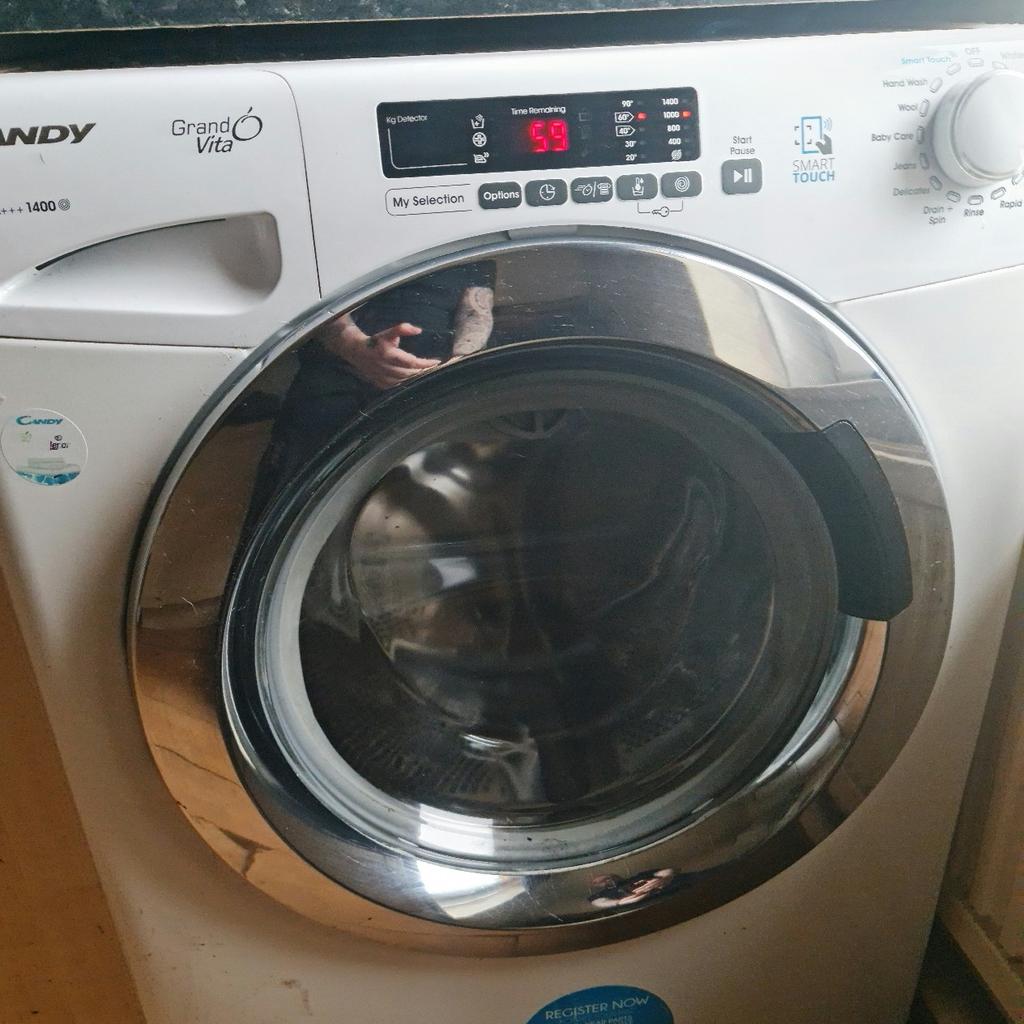 Candy Grand'O Vita 10kg 1400 Washing Machine in S36 Sheffield for £85. ...
