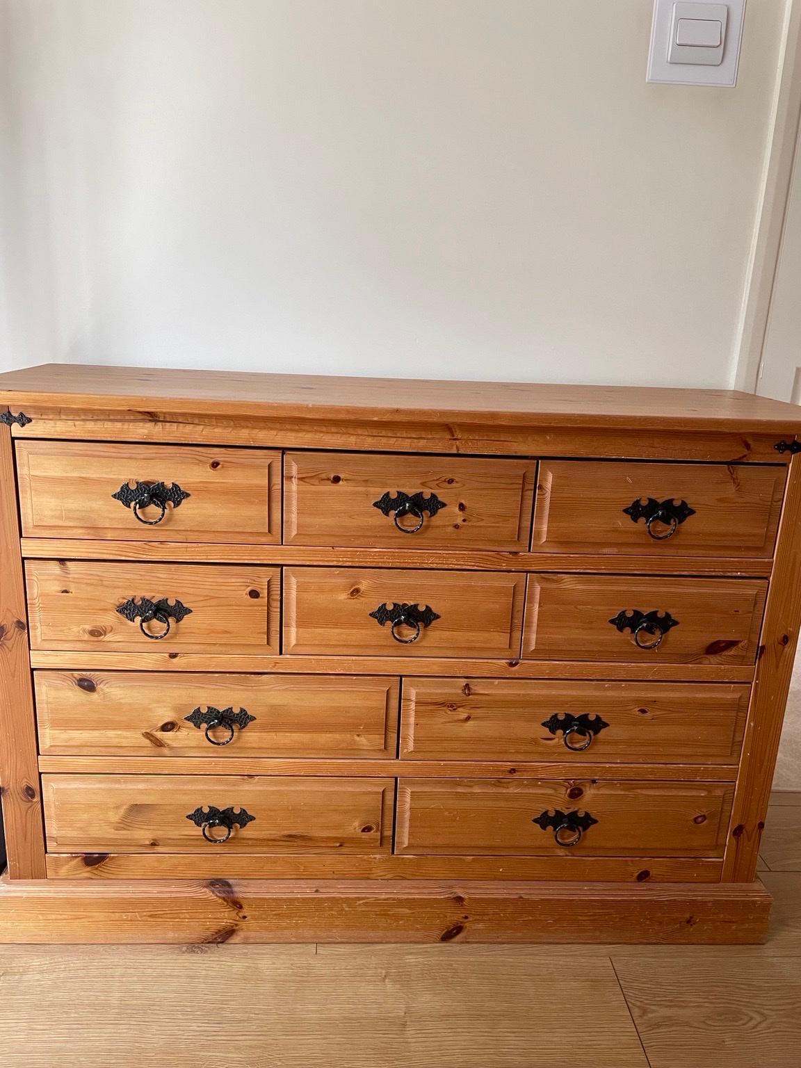 Storage Unit/Sideboard with 10 Drawers in Newport Pagnell für 20,00 ...