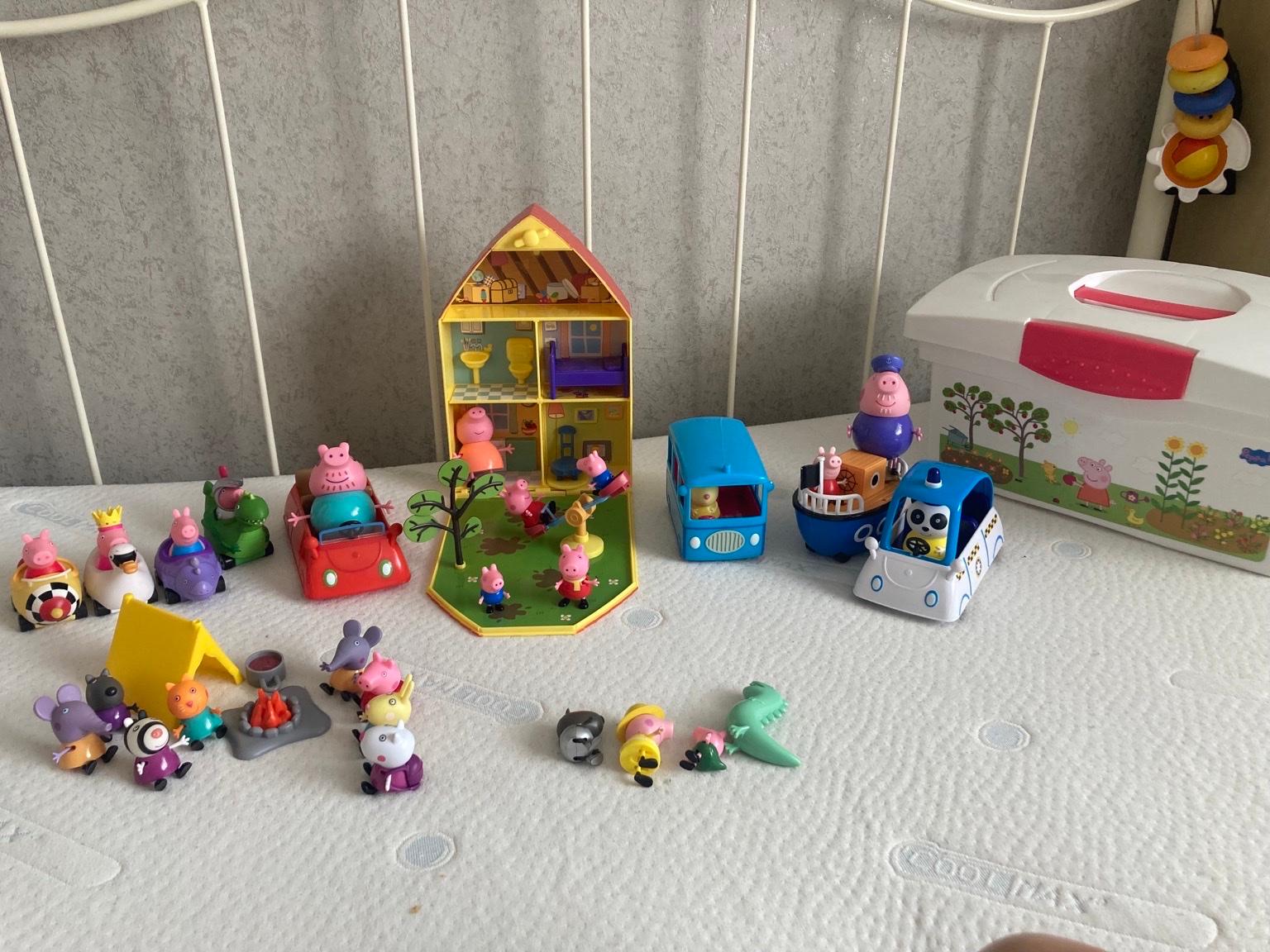 Peppa Pig Figures, Cars, House and more! in B29 Birmingham für 20,00 ...