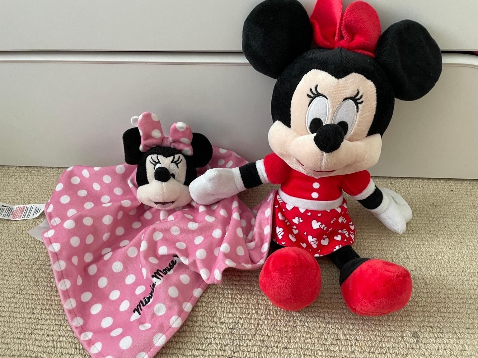 Minnie Mouse soft toys in E16 Newham for £8.00 for sale | Shpock