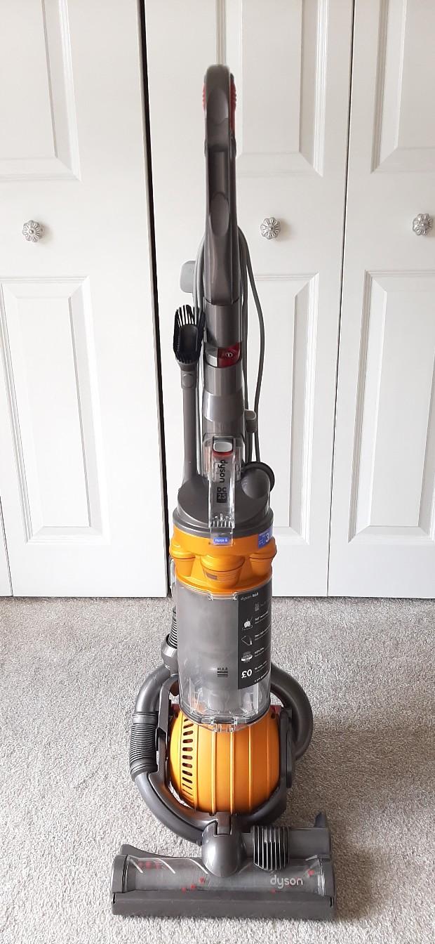 Dyson Dc25 vacuum cleaner. in Pentre for £89.99 for sale | Shpock