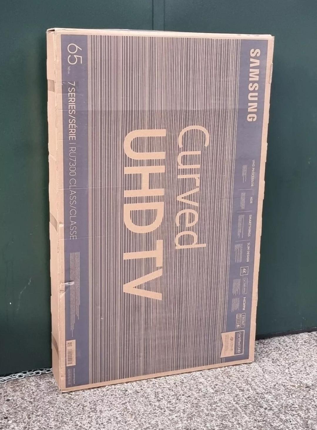 Samsung 65" Curved Empty TV Packaging Box in SE17 London für 30,00 ...