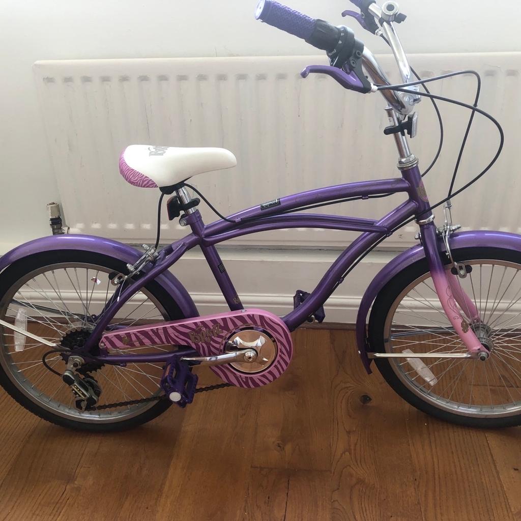 (1744) 20" BRATZ GIRLS CRUISER BIKE BICYCLE in SW19 Wandsworth für £ 50 ...