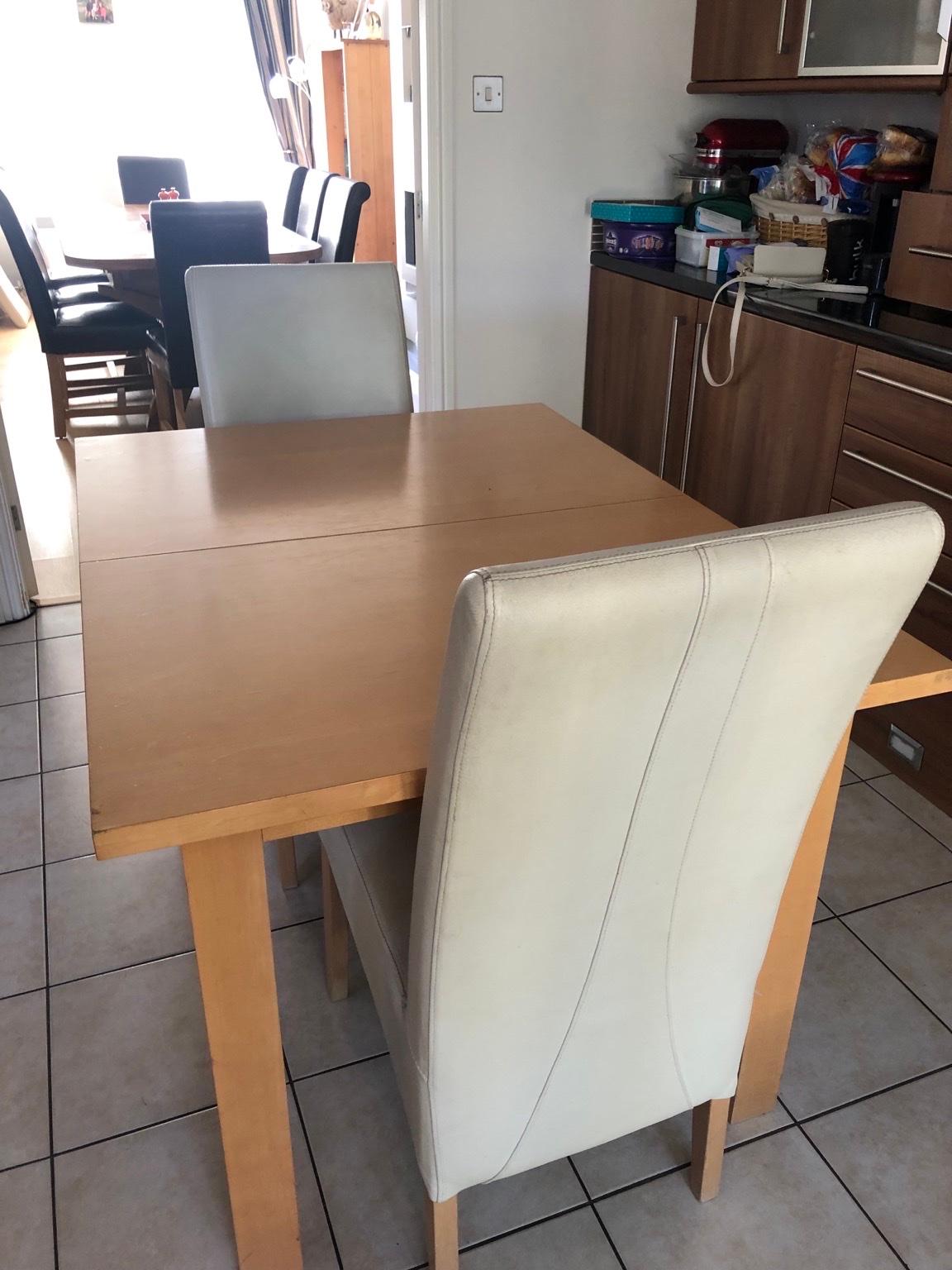Dining table extendable, & chairs in B77 Tamworth für 50,00 £ zum ...