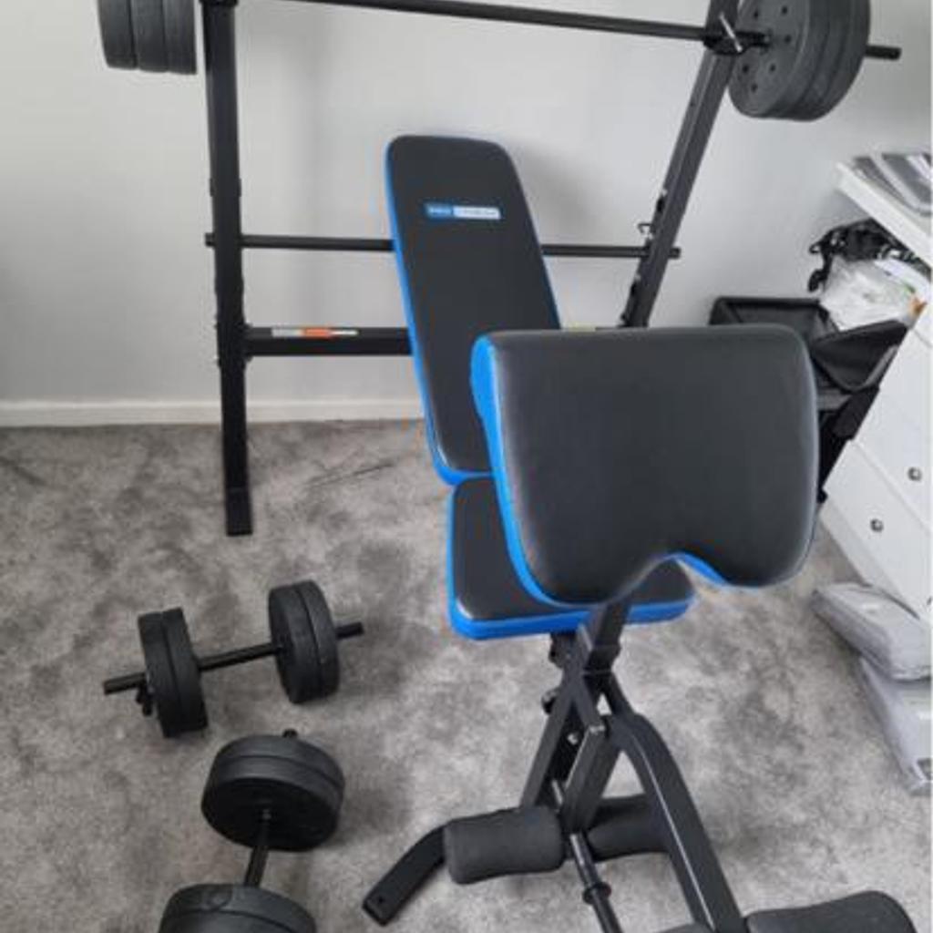Pro fitness bench with 50kg weights in BD15 Bradford für 100,00 £ zum ...