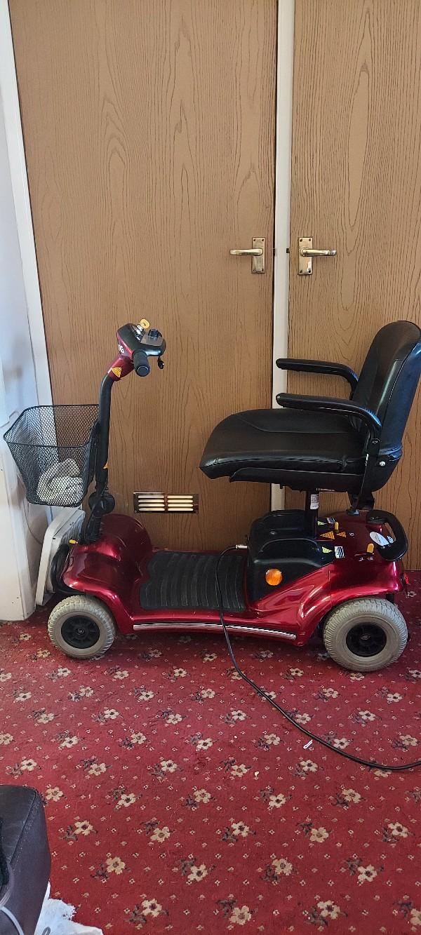 STERLING PEARL MOBILITY SCOOTER in TF1 Telford für 295,00 £ zum Verkauf ...