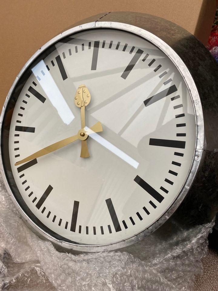 WALL CLOCK!! .. BUNDLEBERRY!! .. LADYBIRD!! in WA9 Helens for £30.00 ...