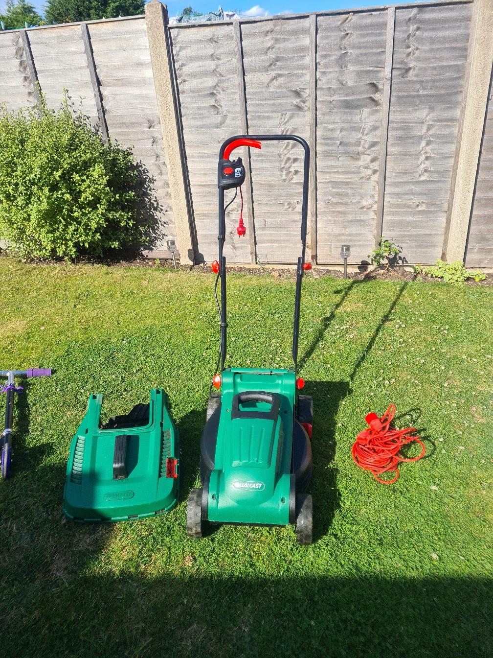 qualcast lawnmower with grass collection box in B33 Birmingham for £20. ...