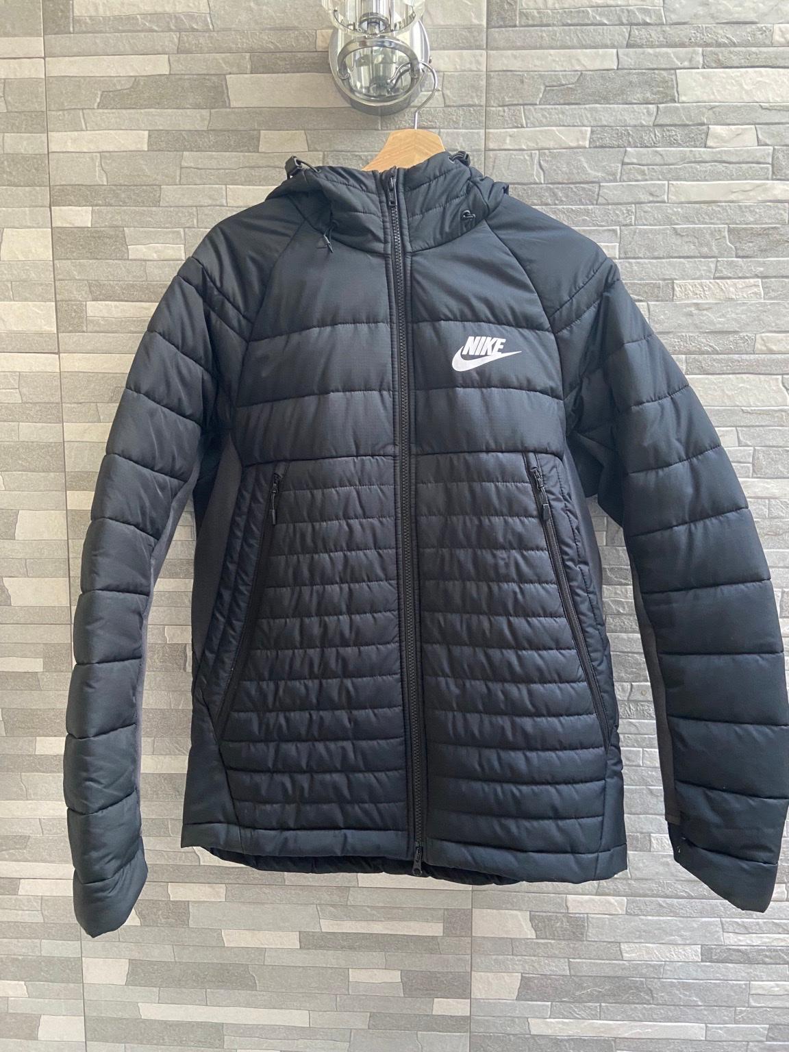 Nike hybrid jacket in EN1 Enfield für 70,00 £ zum Verkauf | Shpock DE