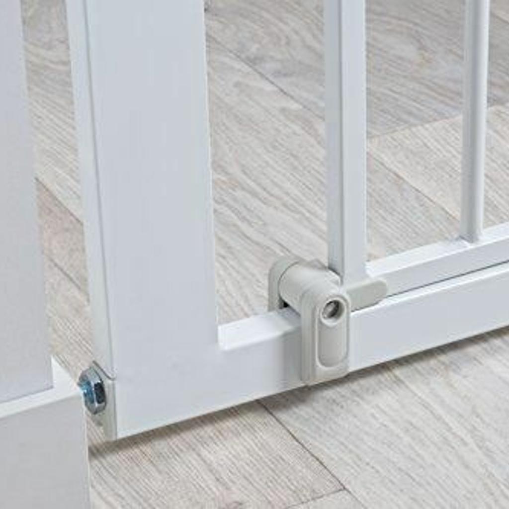 Safety 1st Tech Child Baby Stair Gate in EC2V London für £ 60,00 zum ...