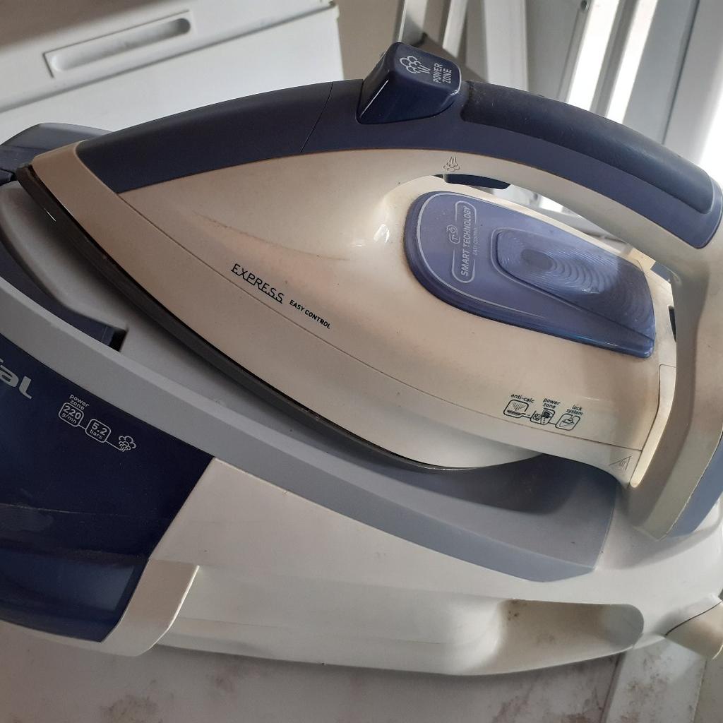 Tefal Express easy control steam iron in NW9 Brent for £25.00 for sale ...