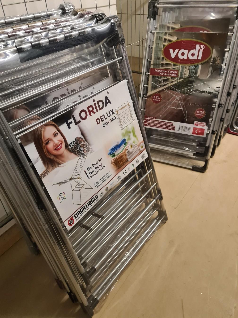 stabil Wäscheständer für Wäsche, Kleiderständ in 6800 Stadt Feldkirch ...