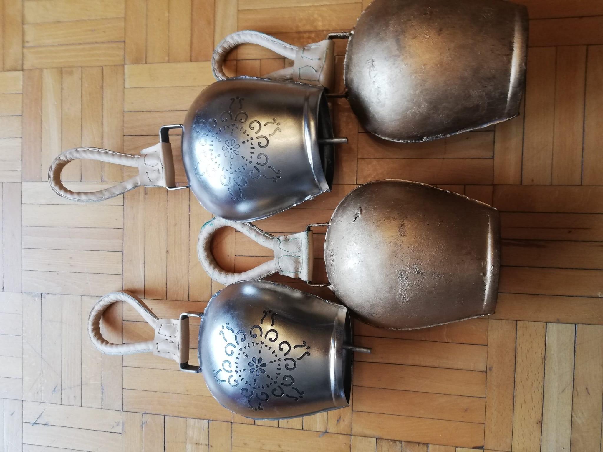 Glocke Schelle Krampus Perchten Deko klingel in 9833 Lainach für 22,00 ...