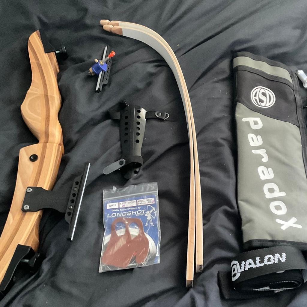 Recurve Archery Bow + Kit. in PR9 Sefton für 30,00 £ zum Verkauf ...