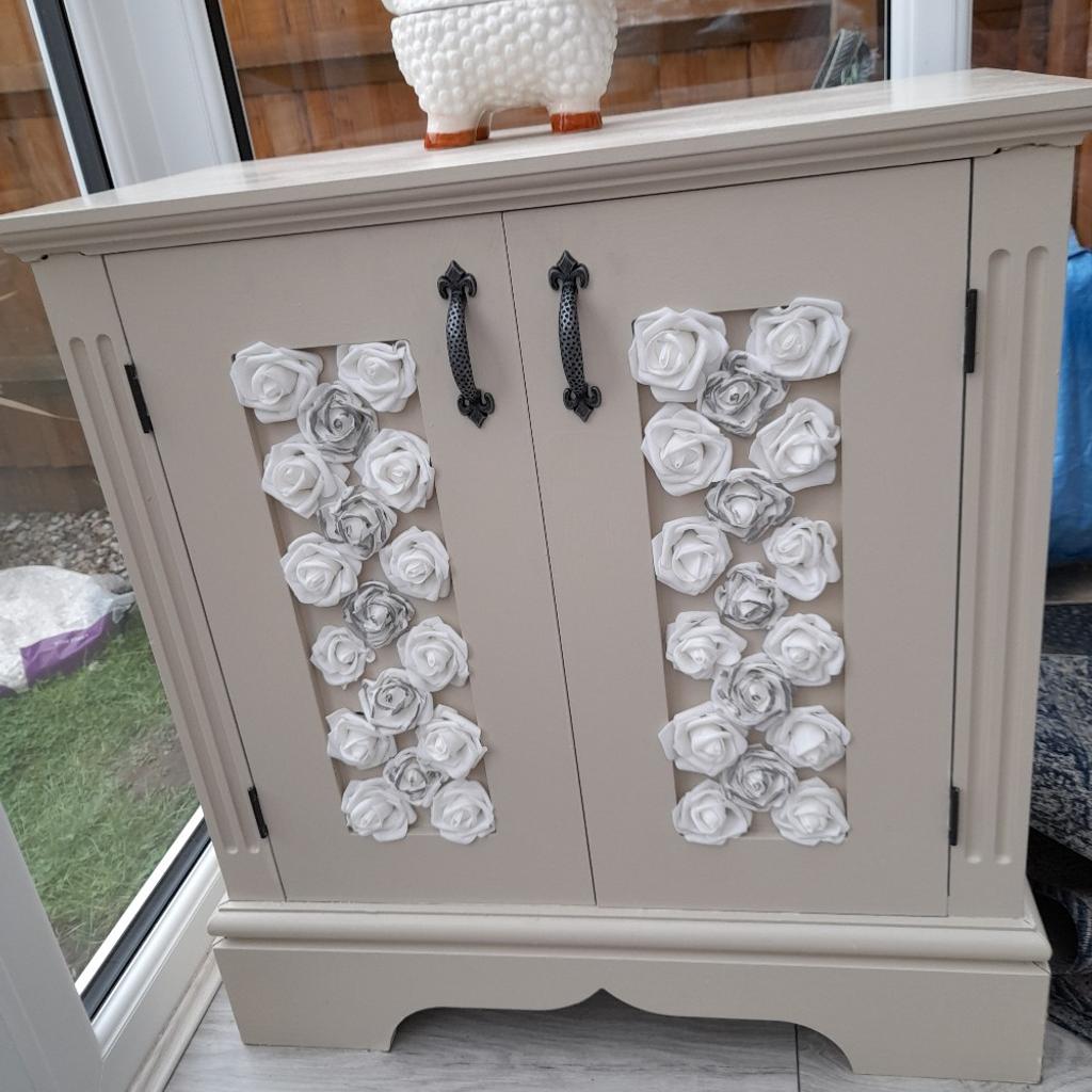 storage cuboard lovley piece. in DY8 Dudley for £20.00 for sale | Shpock