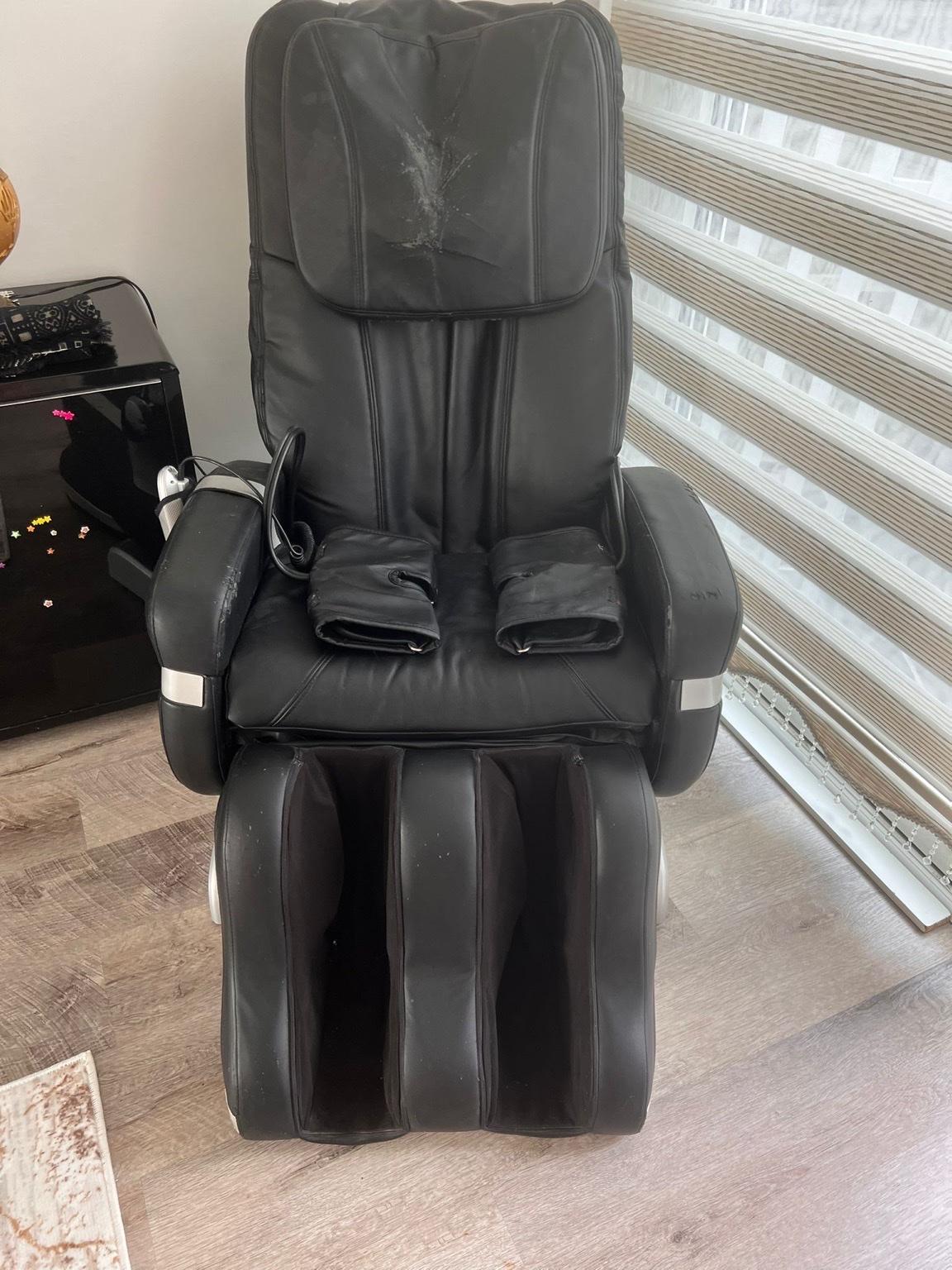 Reclining Massage chair black multi program in KT8 Elmbridge for £120. ...