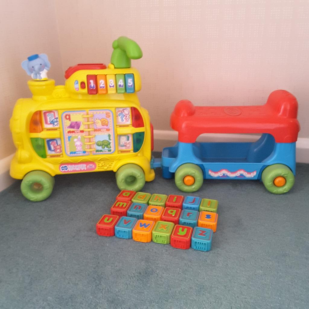 VTech 4-in-1 Alphabet Train, Baby Walker in B76 Birmingham für £ 5,00 ...