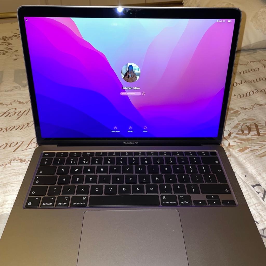 MacBook Air (M1, 2020) in WD6 Hertsmere for £700.00 for sale | Shpock