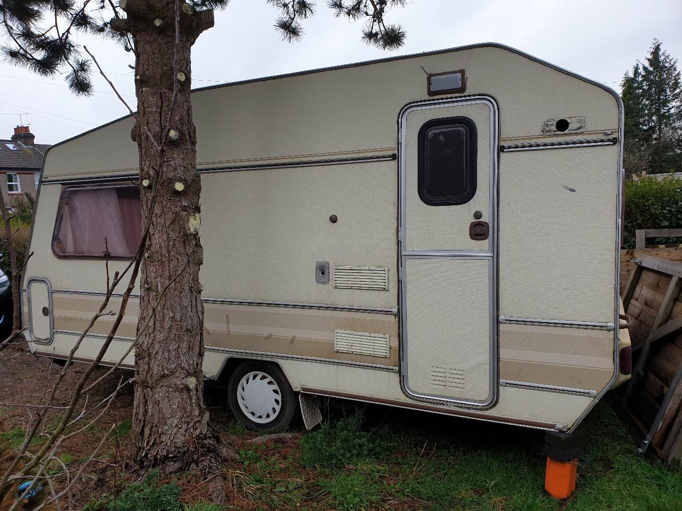 LYNTON VIP CARAVAN in BR2 Bromley for £800.00 for sale | Shpock