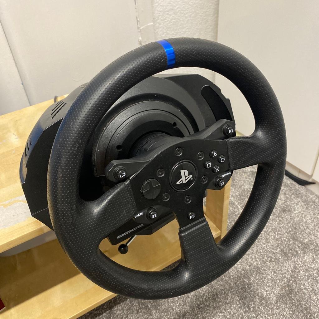 Thrustmaster T300 RS steering wheel in Wolverhampton für £ 200,00 zum ...