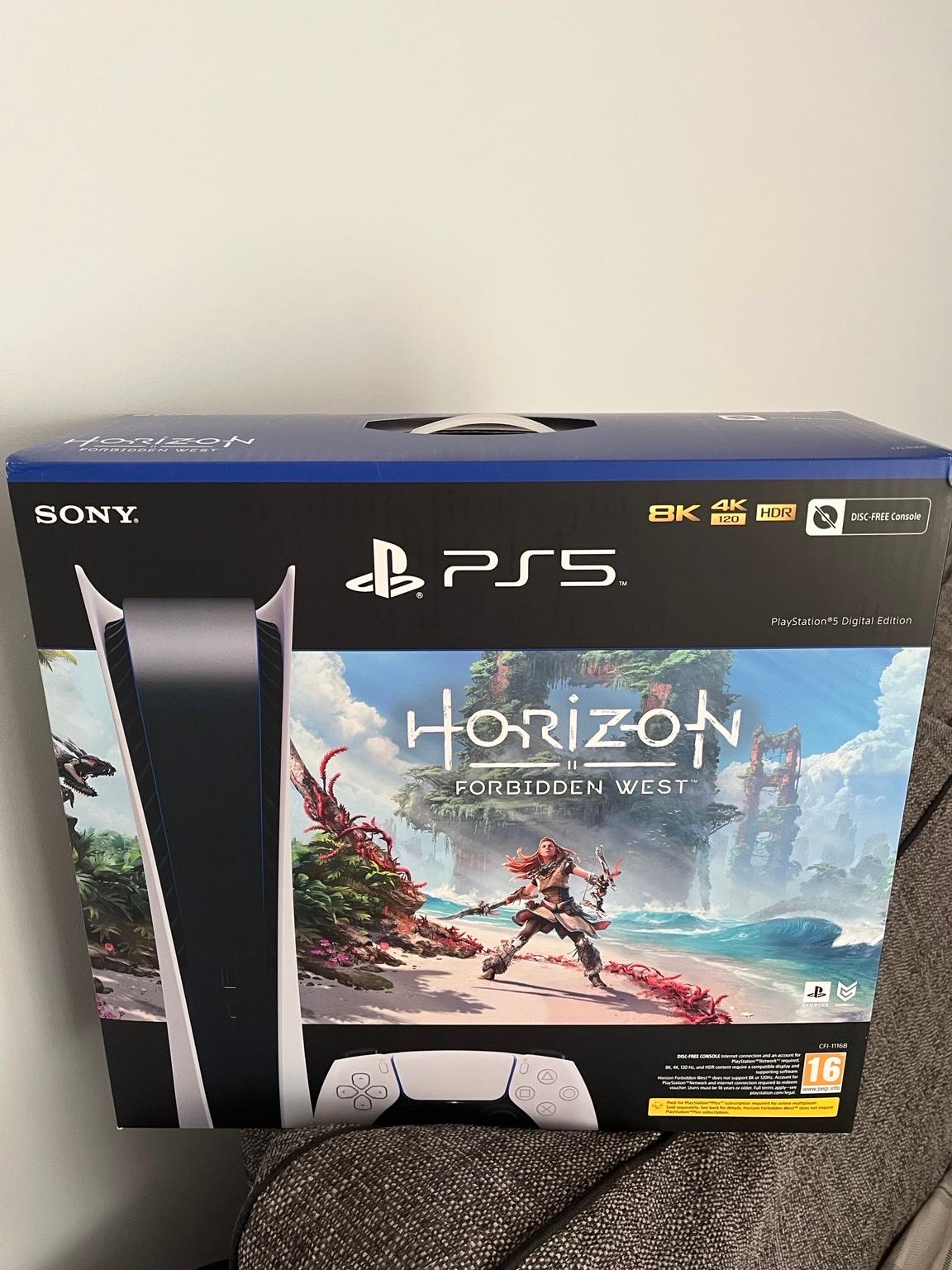 PS5 Digital Console in B63 Metropolitan Borough of Dudley für 300,00 ...