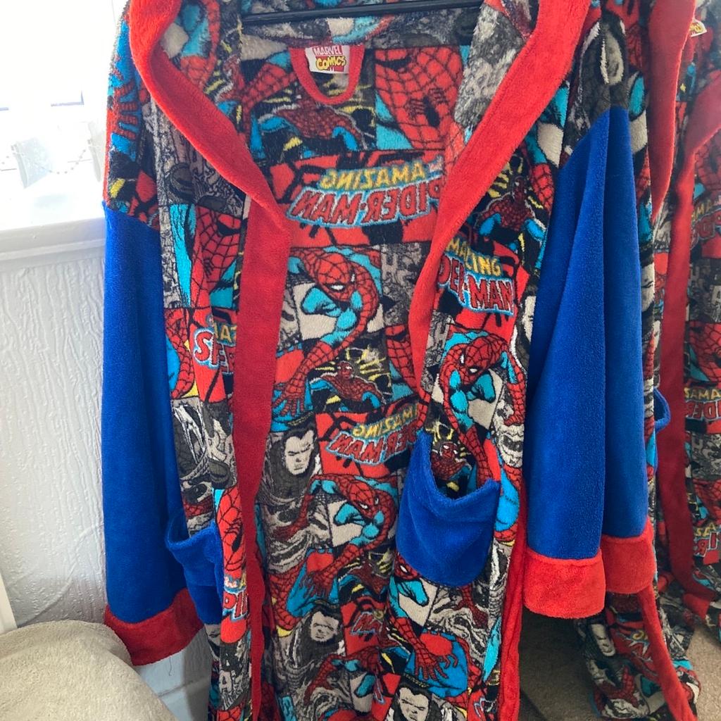 Spider-Man Dressing Gown in B63 Metropolitan Borough of Dudley für £ 10 ...