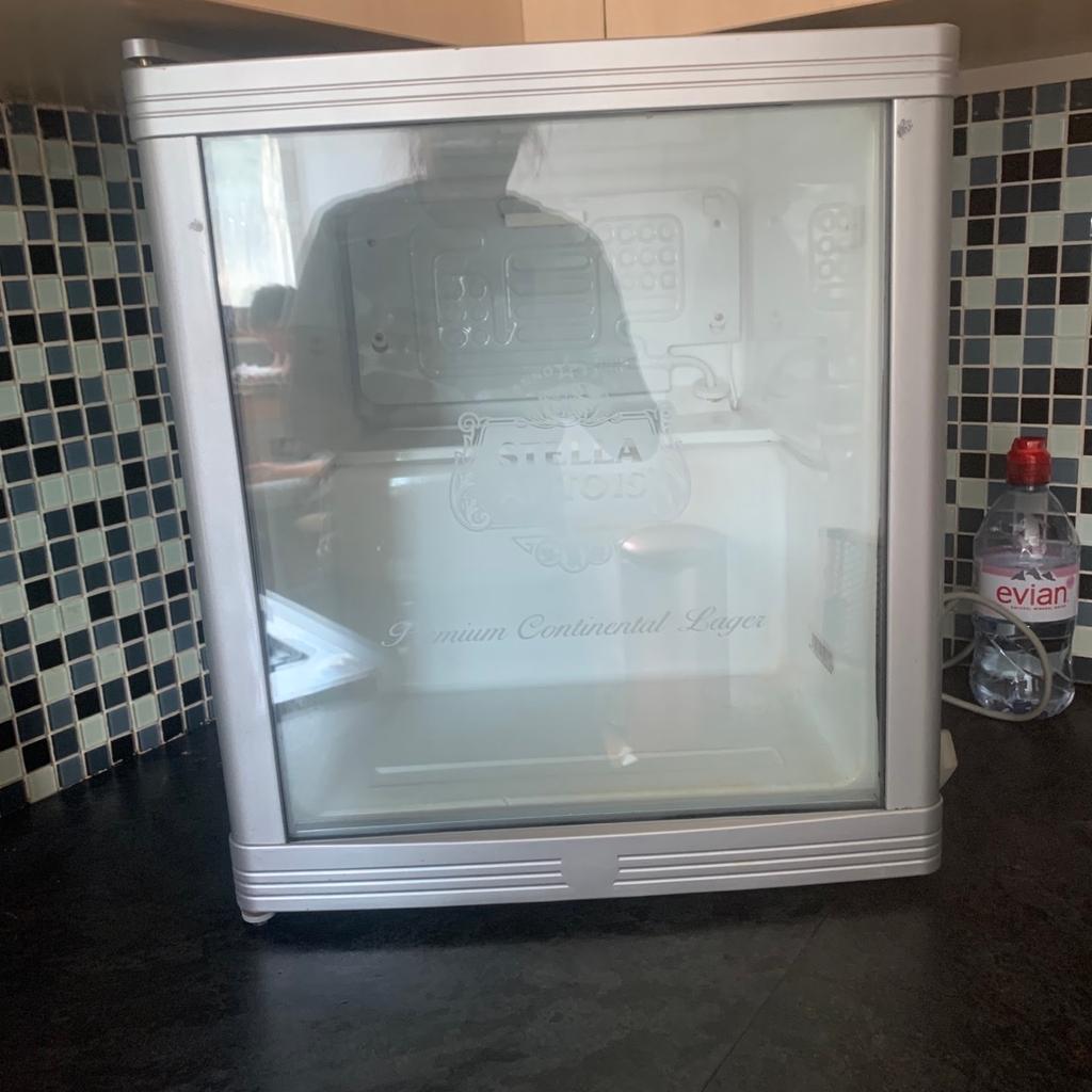 Stella Artois fridge in CT10 District für 30,00 £ zum Verkauf | Shpock DE