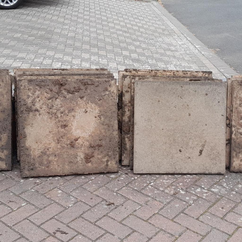FREE Slabs in B31 Birmingham für gratis zum Verkauf | Shpock DE