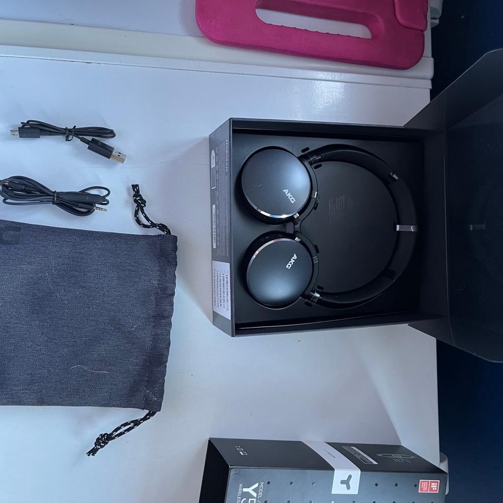 Akg y500 in EN2 Enfield für £ 20,00 zum Verkauf | Shpock AT