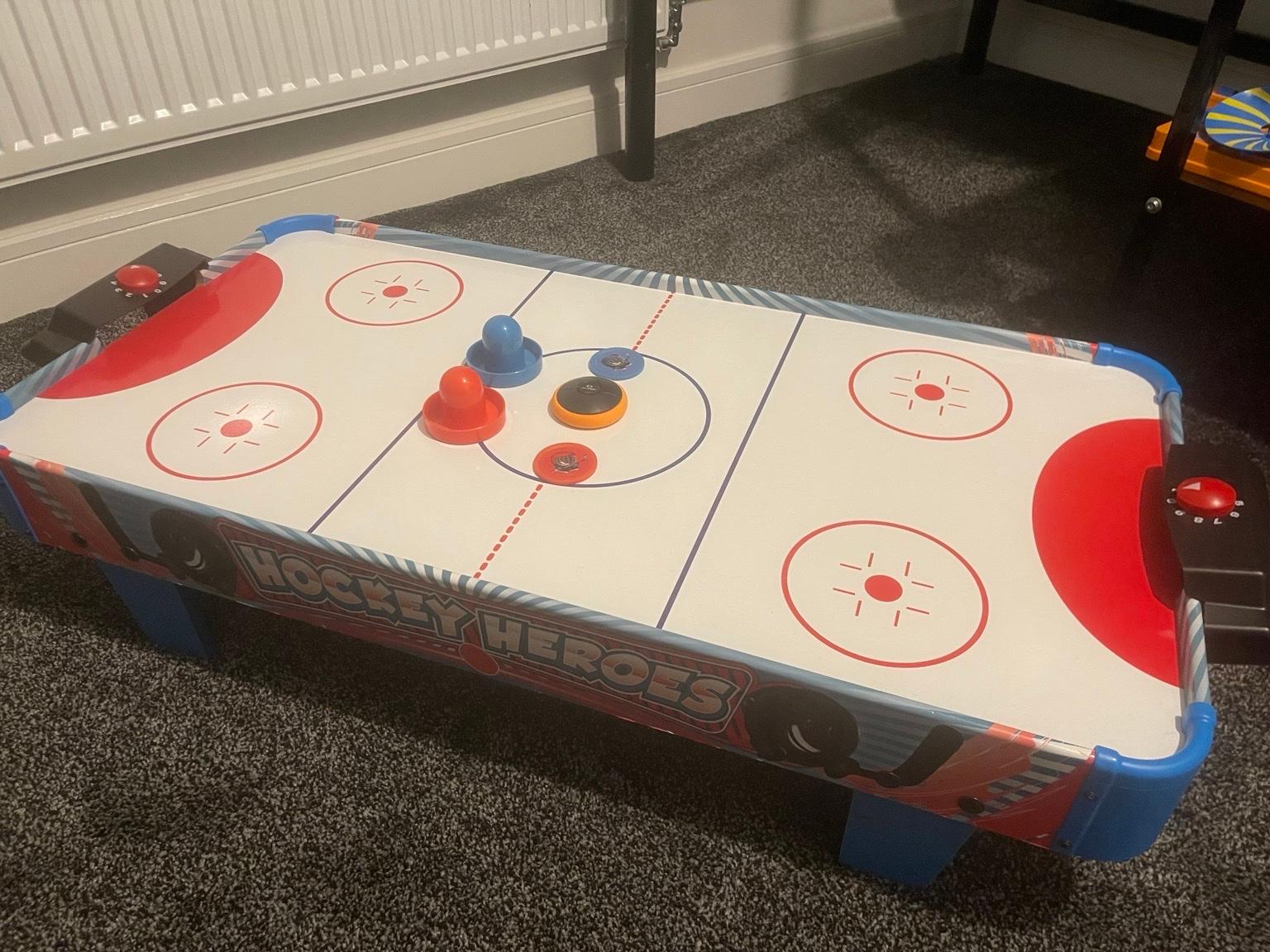 Chad Valley 3ft Push Hockey Game Table Top in Knowsley für 10,00 £ zum ...