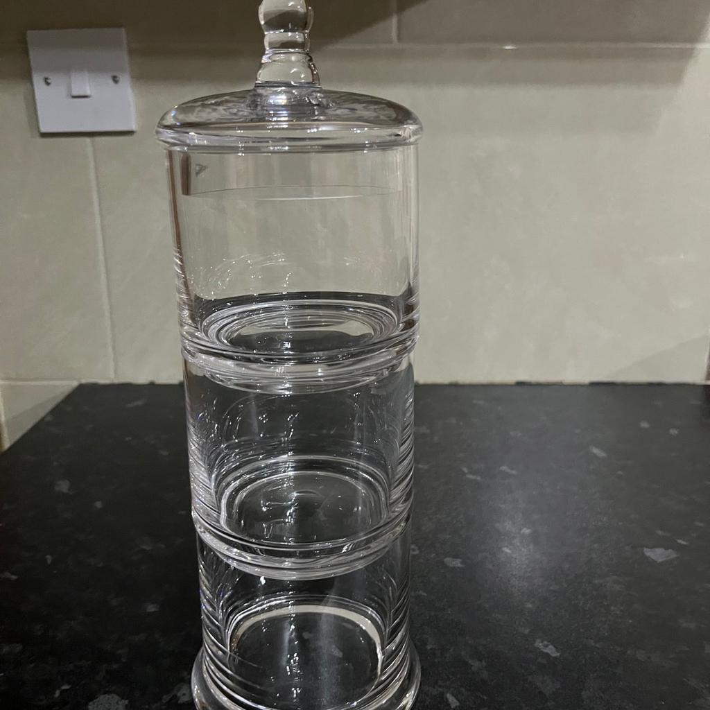 3 tier glass jars in B33 Birmingham for £15.00 for sale | Shpock