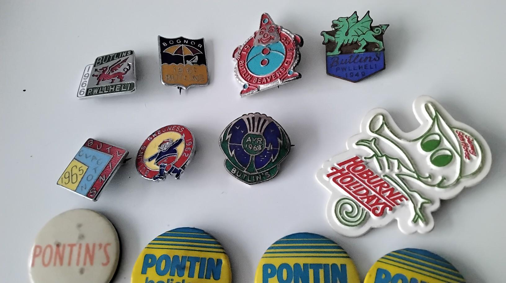 vintage butlins pontins badges holiday in B26 Birmingham für 95,00 ...