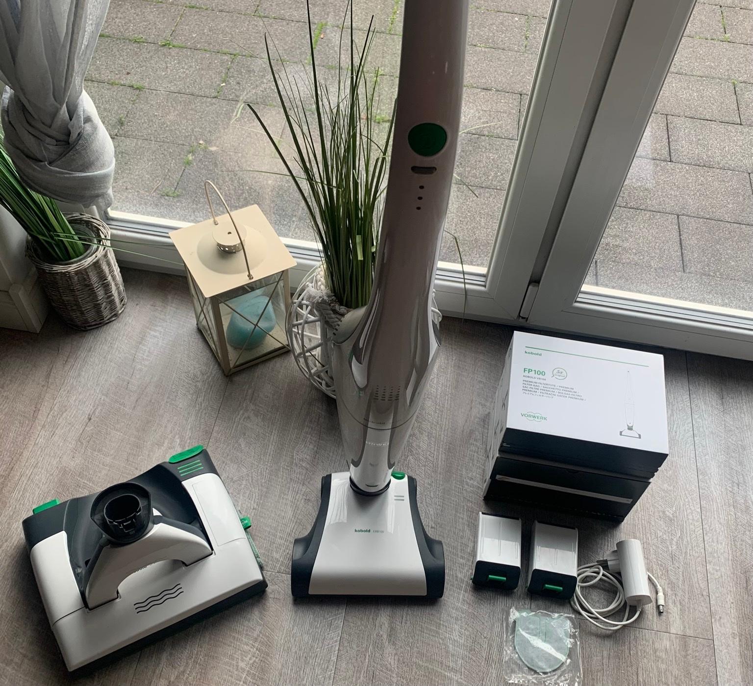 Vorwerk Kobold VB100 Akku Staubsauger EBB100 in 67575 Eich für 750,00 ...