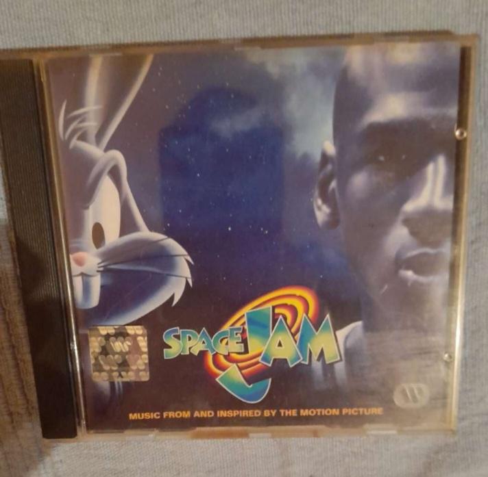 Space Jam in 8010 Graz für € 5,00 zum Verkauf | Shpock AT
