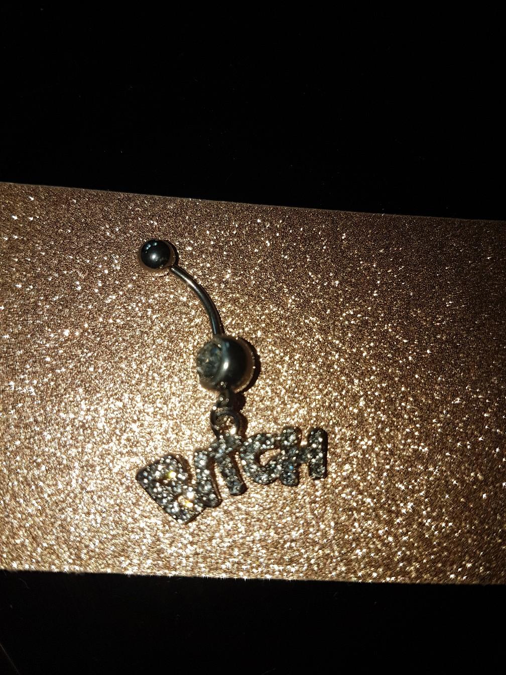 Dangling Bitch Belly Bar In Me14 Maidstone Für 750 £ Zum Verkauf Shpock De